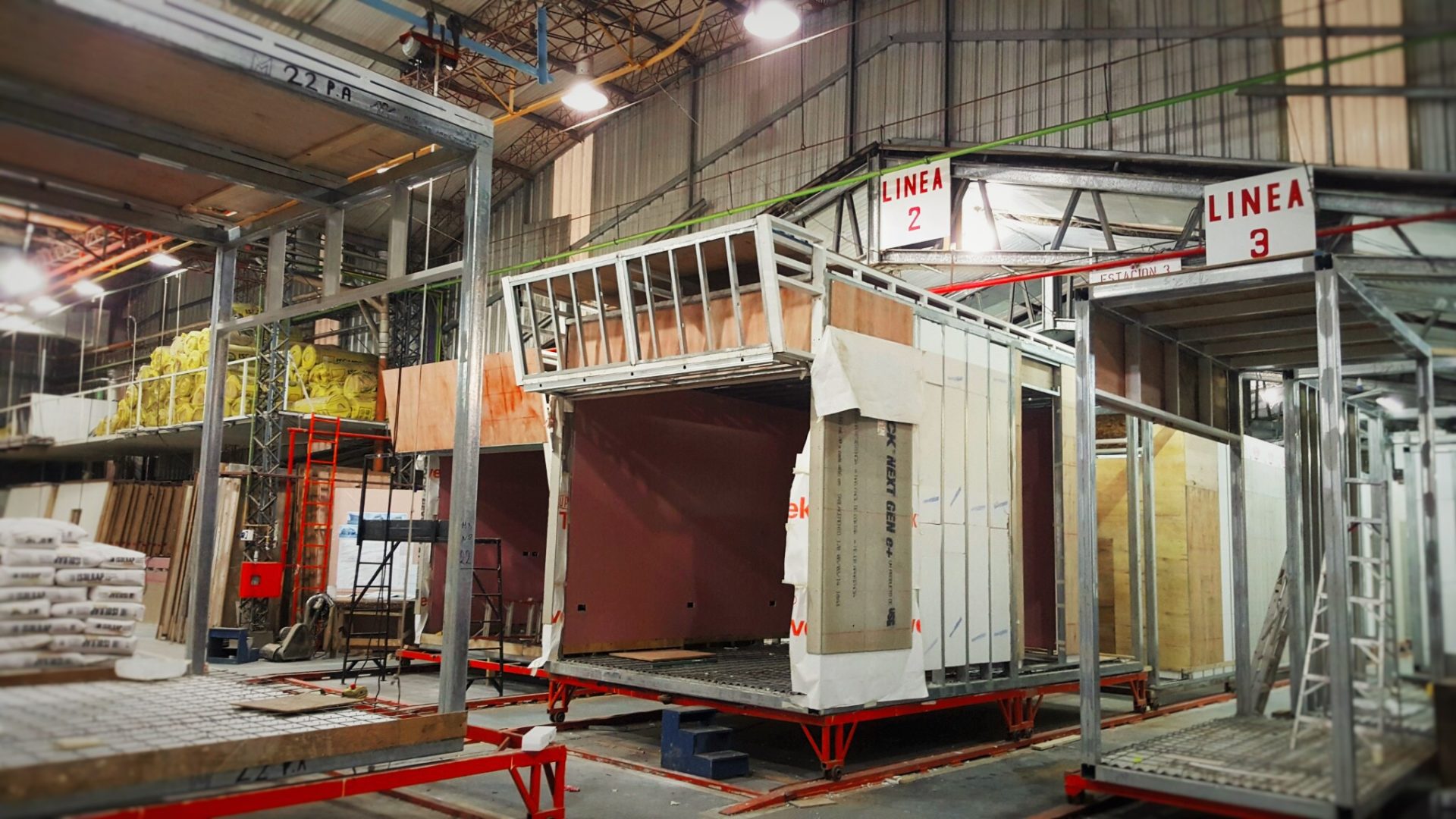 Edificios de Departamentos y Viviendas Unifamiliares Modulares ...